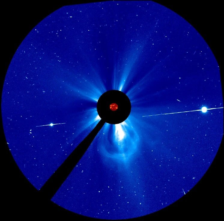 G5 - Extreme geomagnetic storm likely as another set of CMEs merges and ...