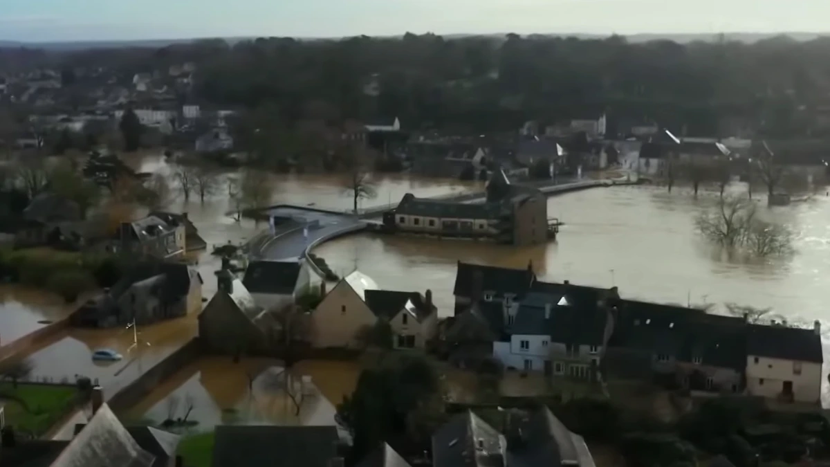 Rennes hit by worst floods in 40 years as Storm Herminia hits France ...