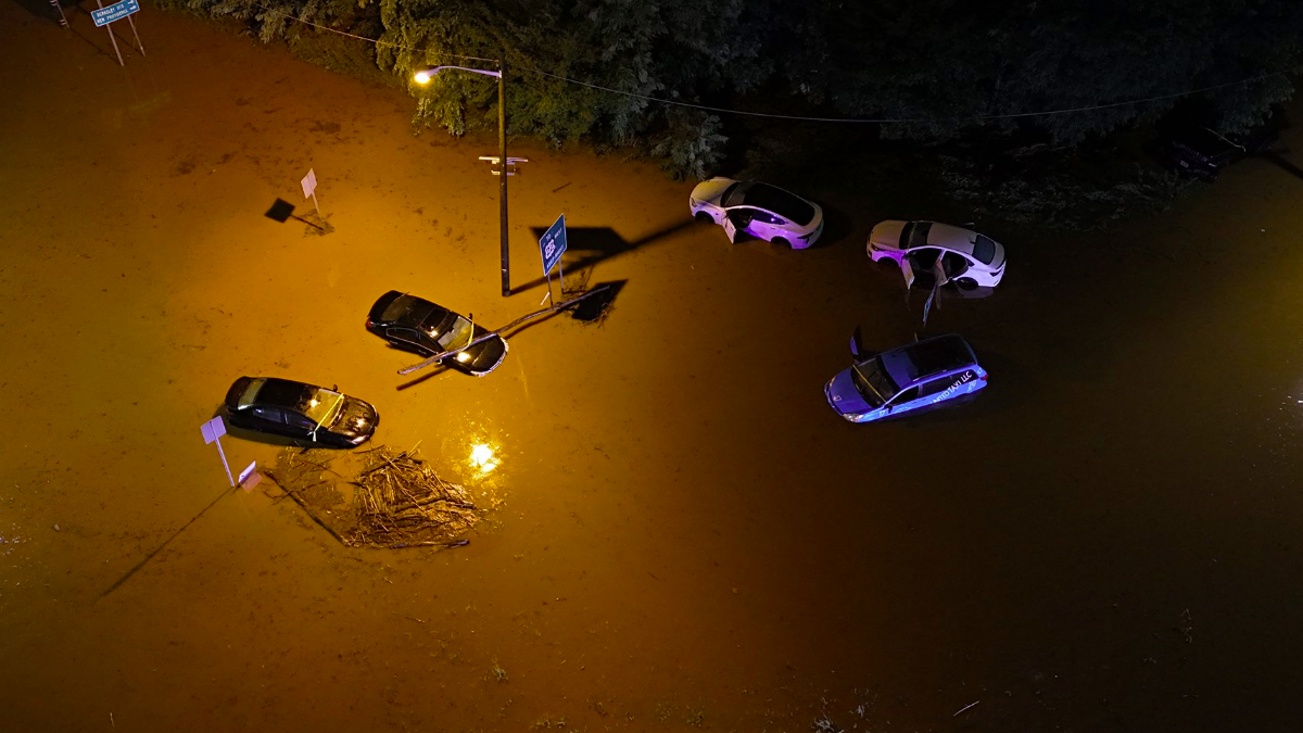 Record rainfall triggers flash floods across Tri-State area, state of ...