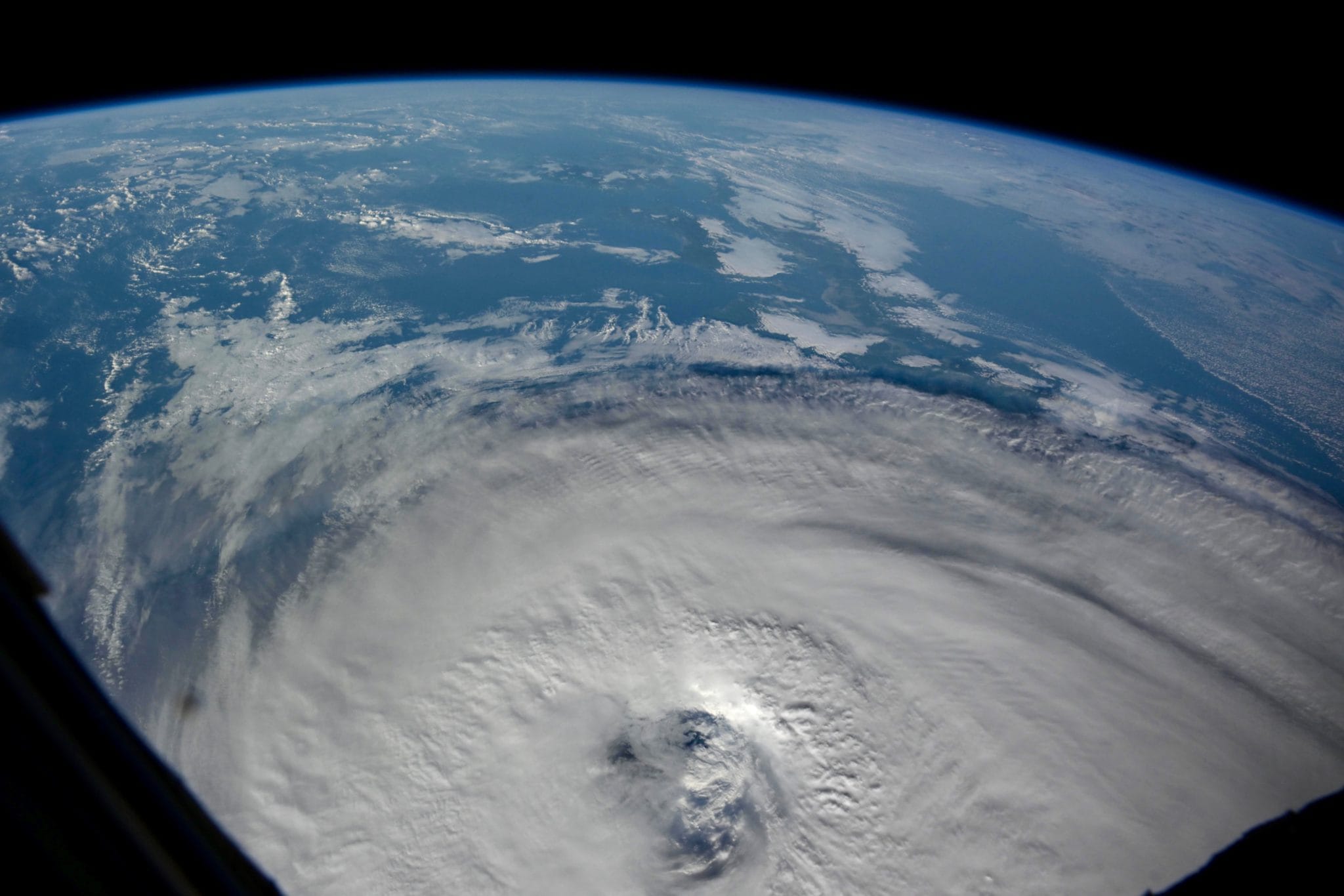 At least one dead as Typhoon Halong passes near Izu Islands, Japan ...