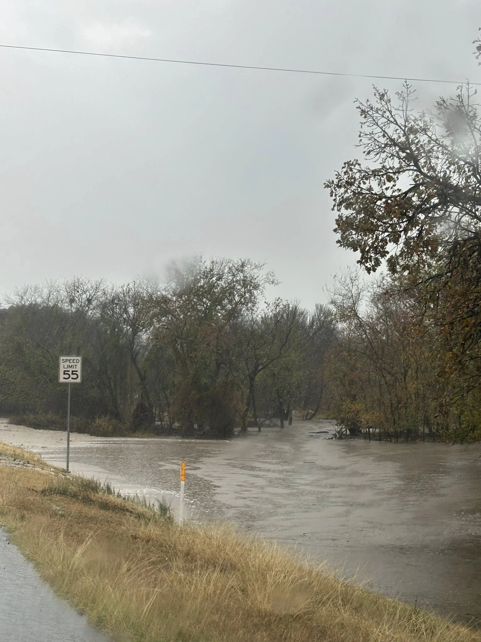 Menard County issues evacuation orders as more than 254 mm (10 inches ...